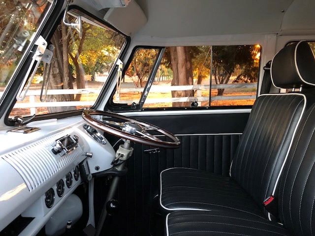 Kombi Stretched Limo | Limousines and Classics Perth